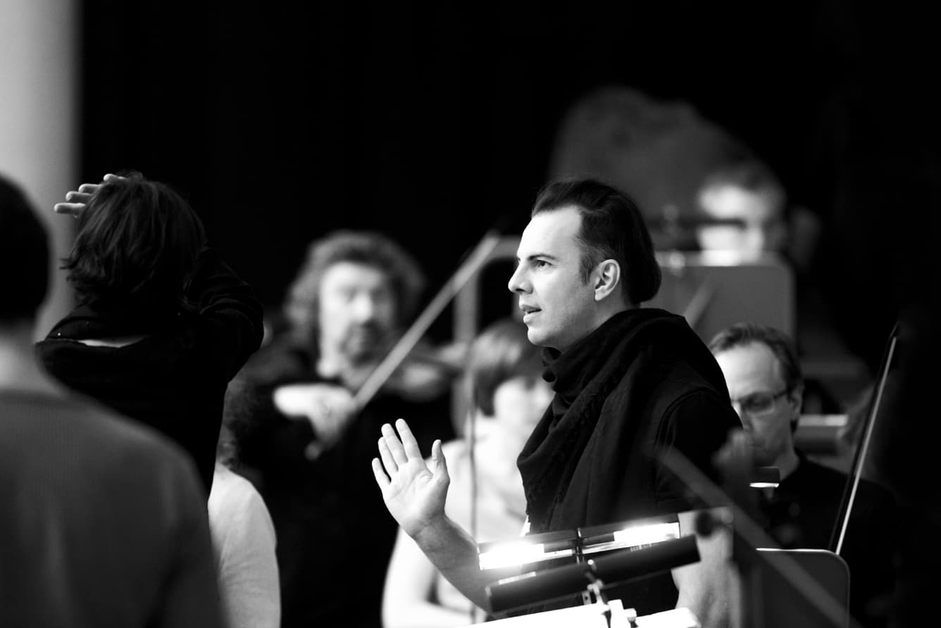 A unique MusicAeterna concert in the Roman Catholic Cathedral of Moscow ...